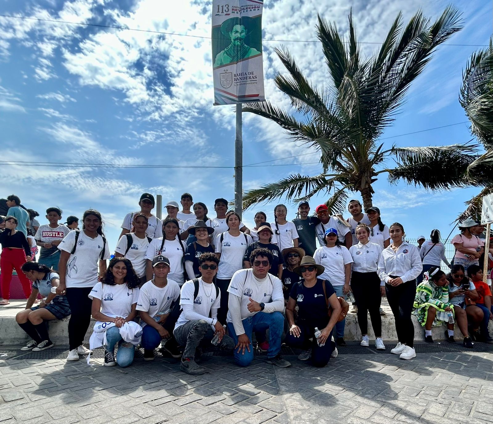 Participa ITBB en el Desfile de la Revolución Mexicana – Instituto ...